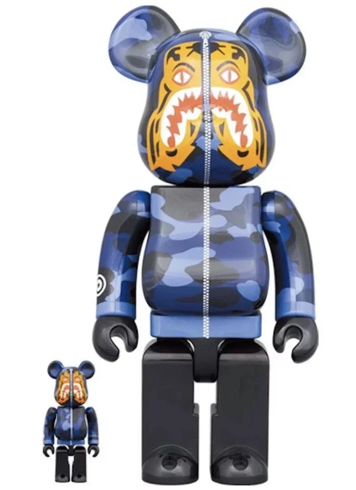 400 & 100 Bearbrick Set - Camo Tiger von BAPE (Blaue Ver.)